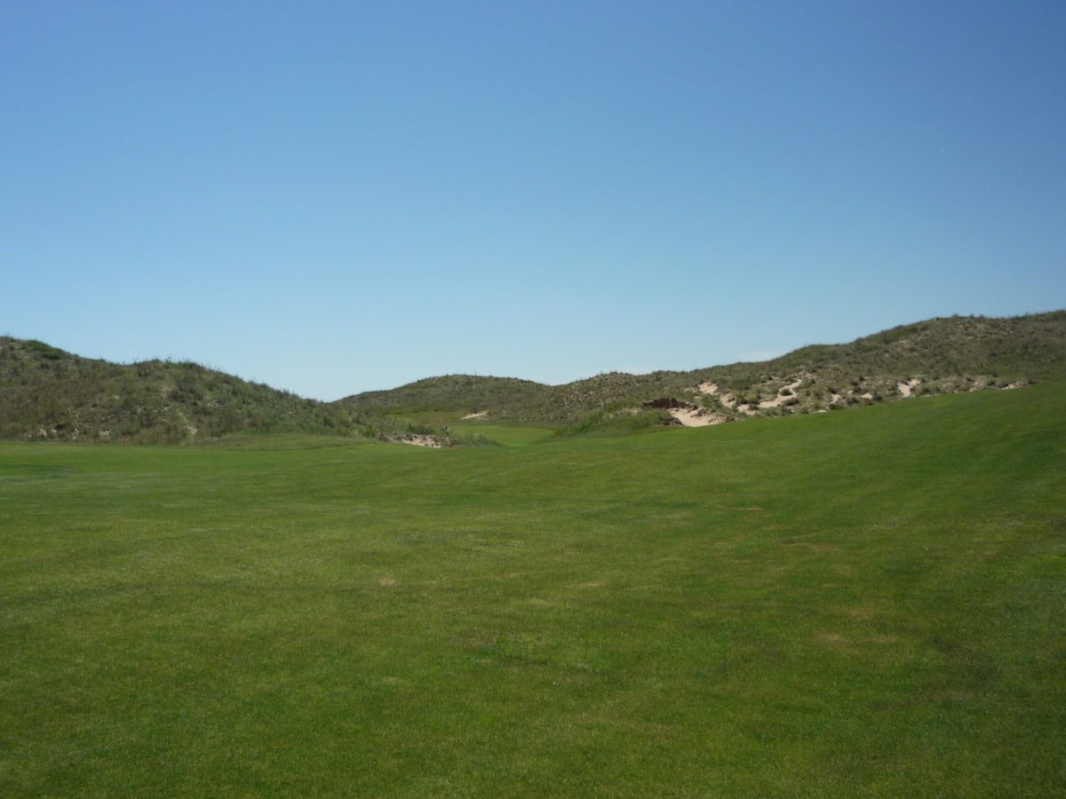 Ballyneal Golf Club – Tiger Golf Traveler