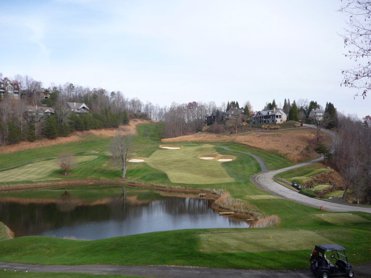 Waterfall Club – Tiger Golf Traveler